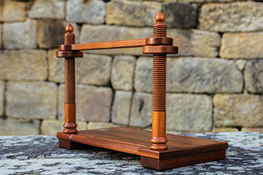 Olive & Oak – Masterpiece Craftsmanship